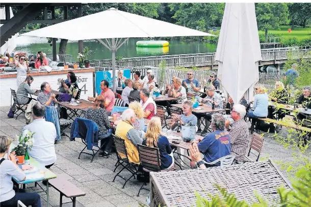 Neue Pläne für die „Strandbar 24“ - PressReader