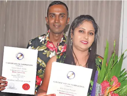 Serving Police officer attains age caregiving certificat­e - PressReader