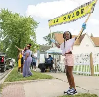 SISTERS’ LEMONADE STAND IS A SWEET SUCCESS - PressReader