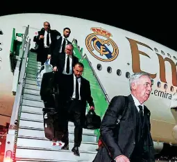 Real Madrid y Barcelona se alistan para el posible primer clásico del año - PressReader