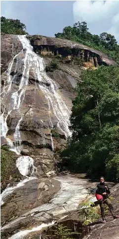 JELAJAH AIR TERJUN JELAWANG - PressReader