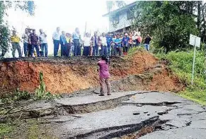 Landslide victims ‘stuck’ - PressReader