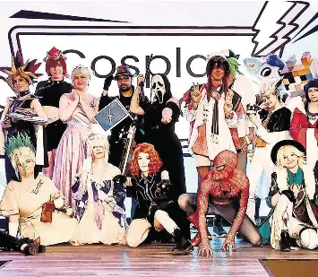 Verkleiden, anders sein: Cosplayer feiern in Innenstadt - PressReader