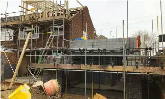 DO I NEED BUILDING REGULATION­S SIGN OFF FOR MY GARAGE? - PressReader