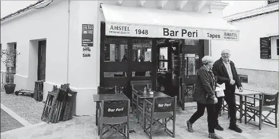 El Bar Peri de Es Migjorn, en venta ante la falta de relevo generacion ...