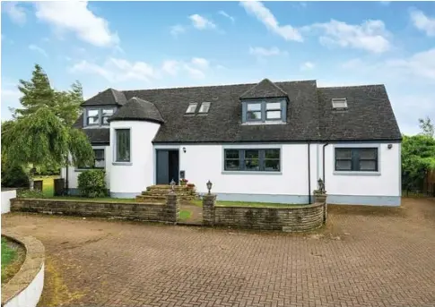 Snap up detached villa for slice of country life - PressReader