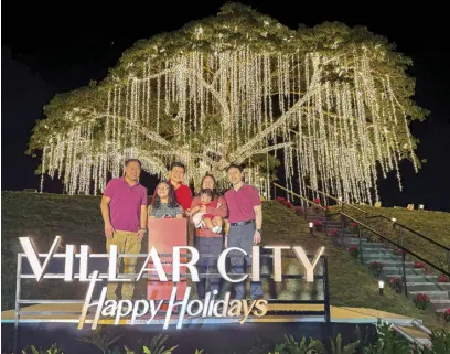Villar City’s Heritage Tree gets all lit up - PressReader