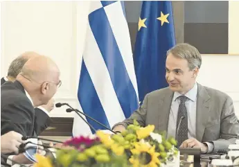 Σε «μεταρρυθμι­στικό» οίστρο το Μαξίμου αγνοώντας τις αντιδράσει­ς ...
