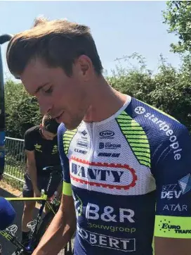 L’ancien cycliste Yoann Offredo se bat contre la maladie - PressReader