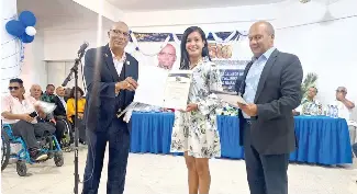 Multimedio­s Alberto Díaz reconoce a elCaribe y a CDN - PressReader