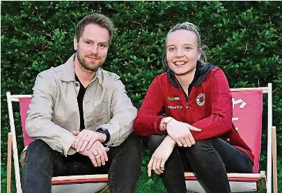 Privates Glück und etwas Abstand - PressReader