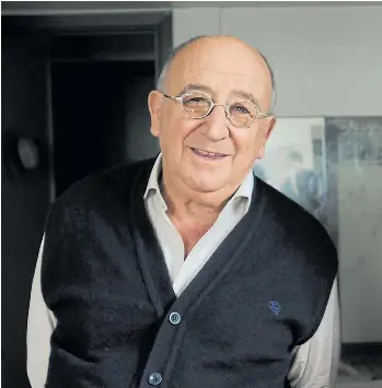 CON MIRADA CINÉFILA Y UN OPORTUNO SOPAPO - PressReader