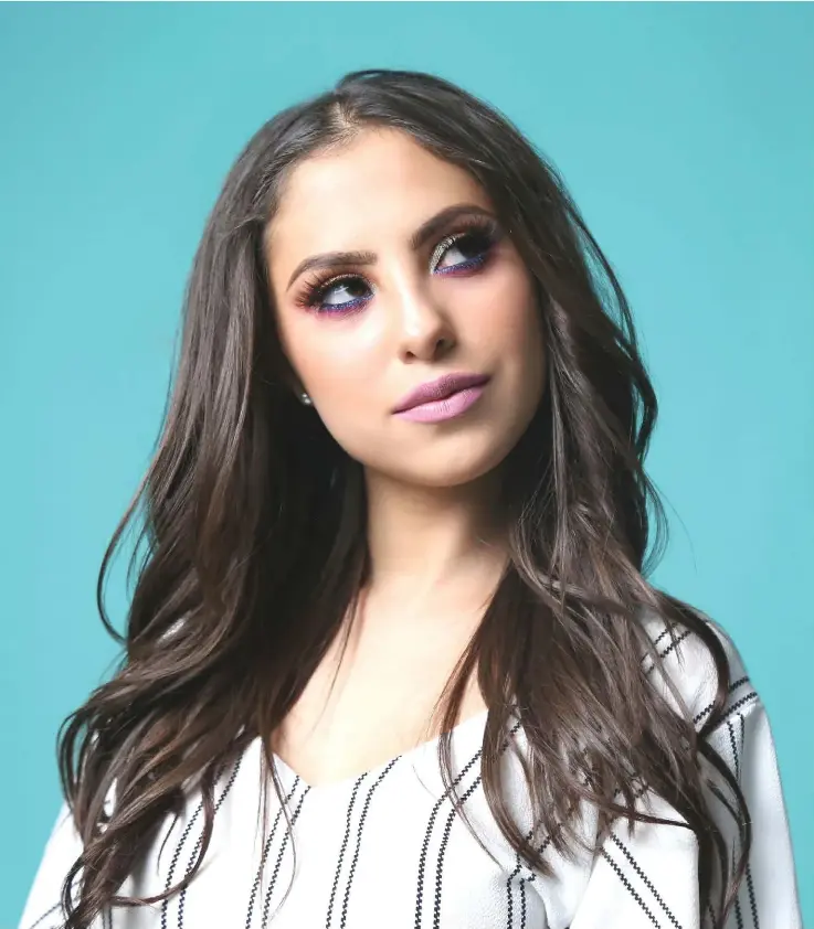 SER PETITE ESTÁ DE MODA - PressReader