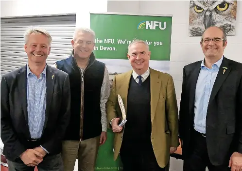 Environmen­t secretary’s ‘lively discussion’ at cattle market - PressReader