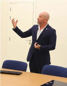 Marco Lobato na presidênci­a da Horários do Funchal | Jornal Madeira ...