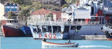 Italy transfers 40 migrants to Albania - PressReader