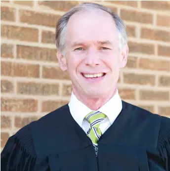 THIS COOK COUNTY JUDGE GIVES CONVICTS HIS CELL NUMBER — IF THEY ...