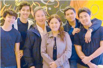 Jeric & Paul Soriano on Nestor de Villa, advertisin­g, film, love & faith - PressReader