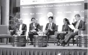 Think tank discloses decarboniz­ation ways for PHL’S freight transport system - PressReader