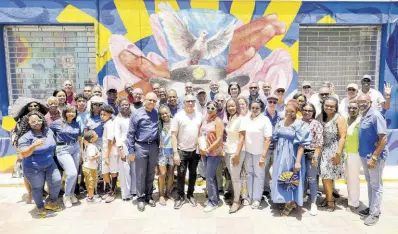 Rotary Clubs unveil augmented reality mural in Downtown art district ...