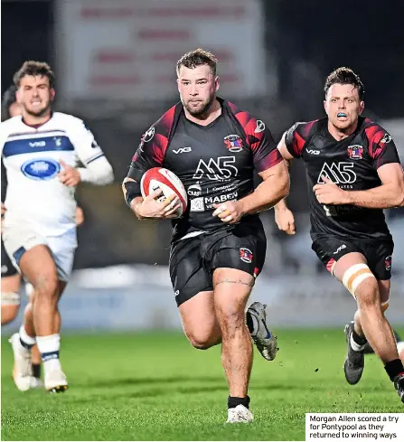 BAKER’S TREBLE SEES OFF QUINS - PressReader