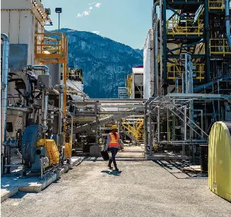 Oil and gas bets future on carbon capture - PressReader