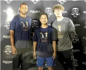 Coach Jeff Codera joins Golden State’s NBA players in Warriors training ...