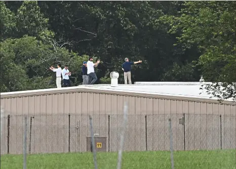 LOCAL SWAT TEAM: KEY BRIEFING MISSED - PressReader