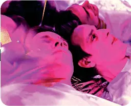 Makes Big Waves - PressReader