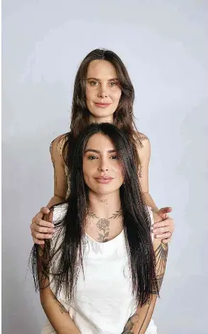 Tatuadoras fazem arte em cicatrizes e trazem autoestima a mulheres em ...