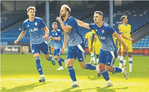 Pugh’s late goal nets Town a point against strugglers - PressReader