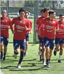 Com ien za Chivas su preparació­n para Lig uilla - PressReader