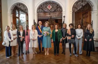 Koningin Mathilde in gesprek met Limburgse vrouwen - PressReader