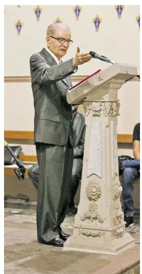 Emotivo homenaje luctuoso a Mons. Peñalosa - PressReader