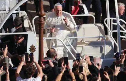 En Corse le pape prêche sa version de la laïcité - PressReader