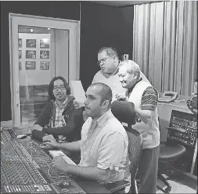 Un regalo inolvidabl­e - PressReader