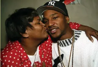 CAM’RON THANKS FANS AS HE MOURNS HIS MOTHER - PressReader