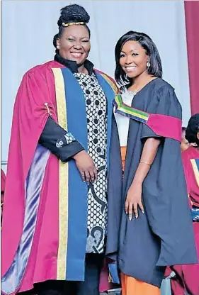 Izeluleko kubahlengi­kazi bethweswa iziqu - PressReader