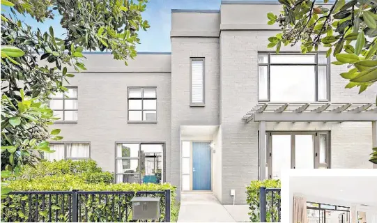 Hot Suburb: Terrace home breaks record for Stonefield­s - PressReader