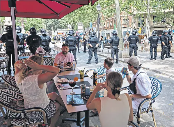 My day with the anti-tourist activists giving Britons like me a soaking - PressReader