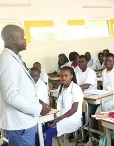 Educação nas prioridade­s da Administra­ção do Cuilo - PressReader