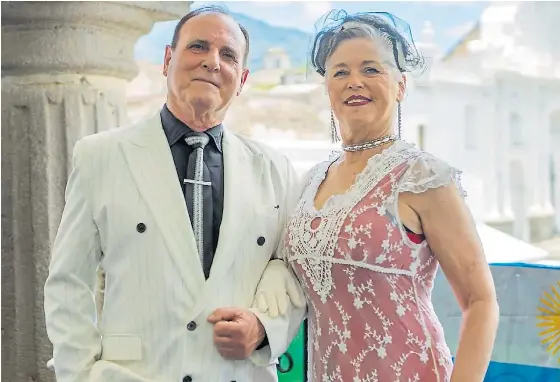 Un lomense llevó el tango y folklore argentino a Guatemala - PressReader