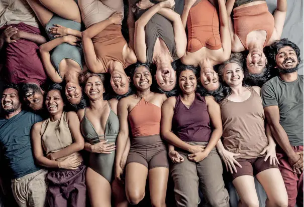 (UN)THREAD - PressReader