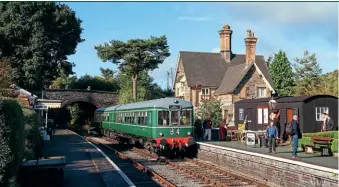 Heritage DMU gala ends a successful operating season for Llangollen ...