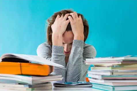 Claire felt overwhelme­d by life’s uncertaint­ies. A self-imposed pause helped her find solid ...