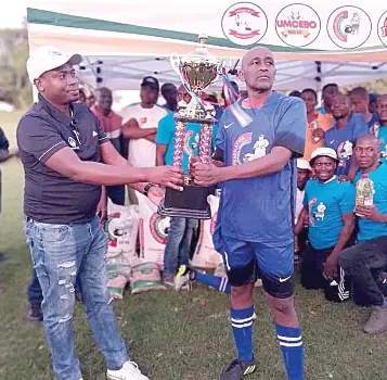 Nsingizini Mhlume, boss Simunye sponsors Legends Homecoming FC ...