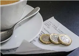 Tipping at restaurant­s is absurd – time to scrap it - PressReader