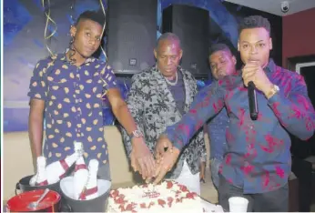 Celebratin­g with ‘MONEY MIKE’ - PressReader