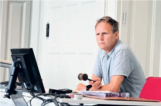 Utökat arbetsutsk­ott får kritik: ”Konstig signal” - PressReader