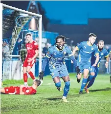 Maniche rescues precious point for 10-man Sports - PressReader